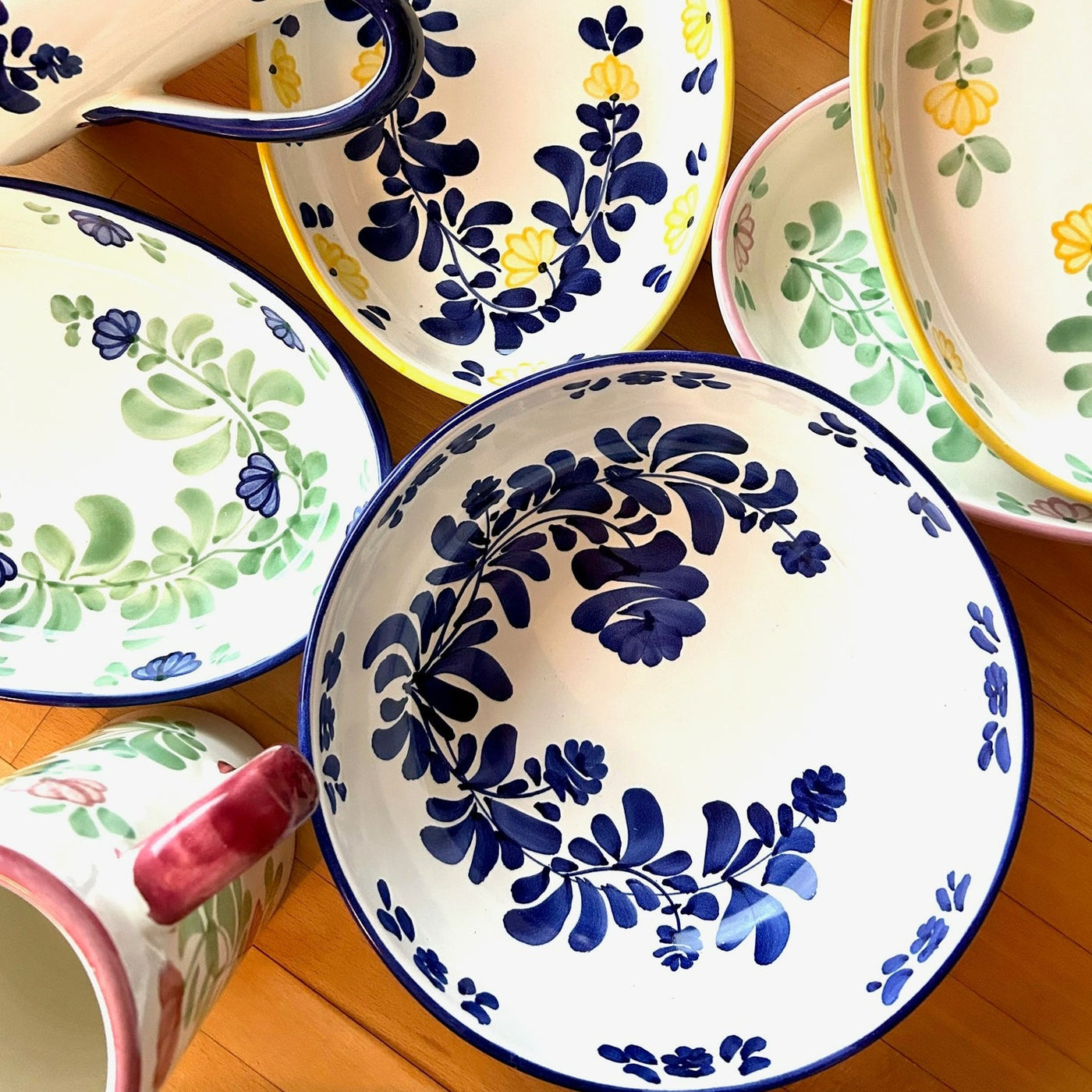 Ceramic bowls, made in Italy